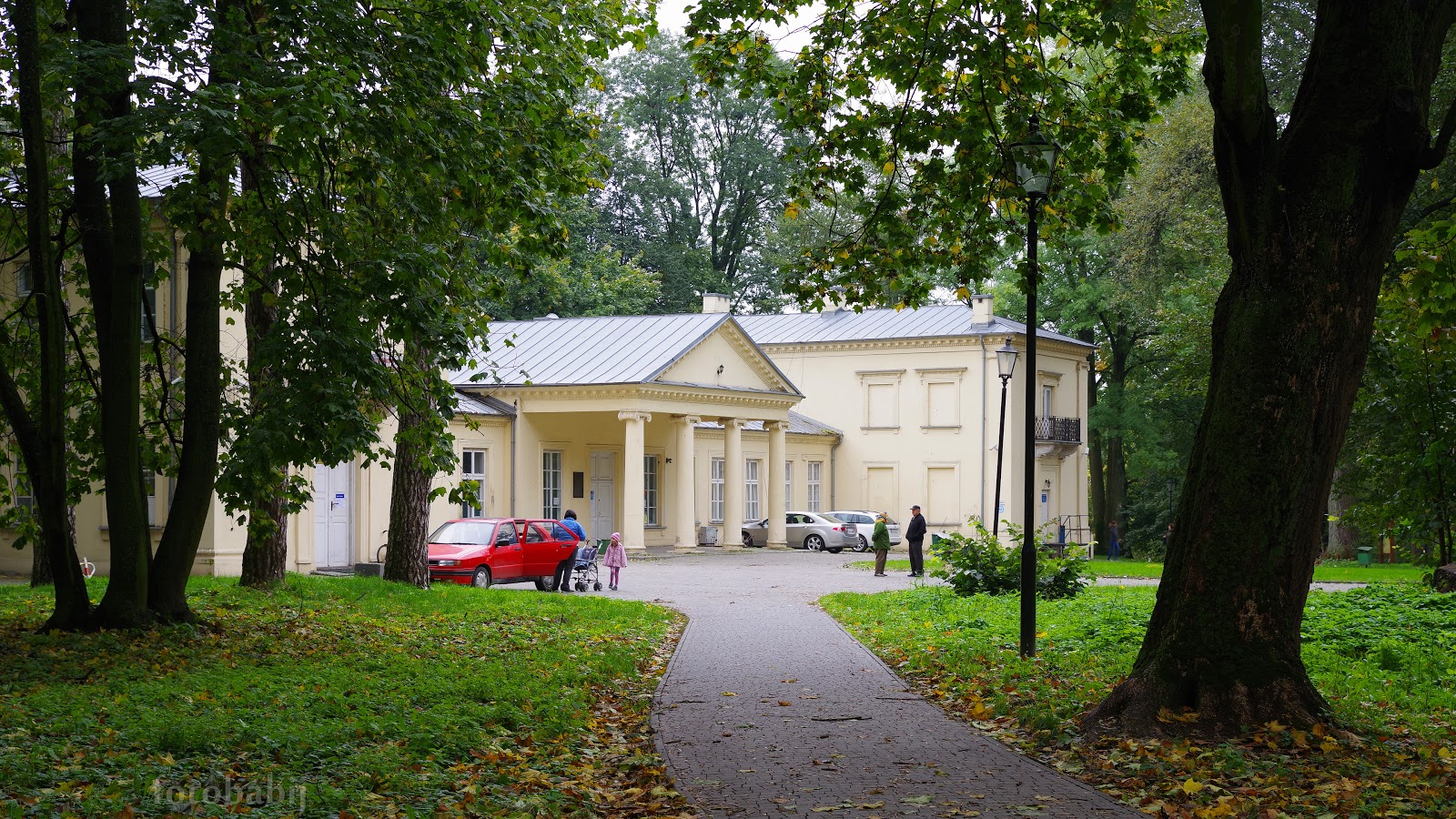 Zdjęcia 4K: Zespół pałacowo - parkowy w Garbowie, duże zdjęcia UHD, 4K, HD