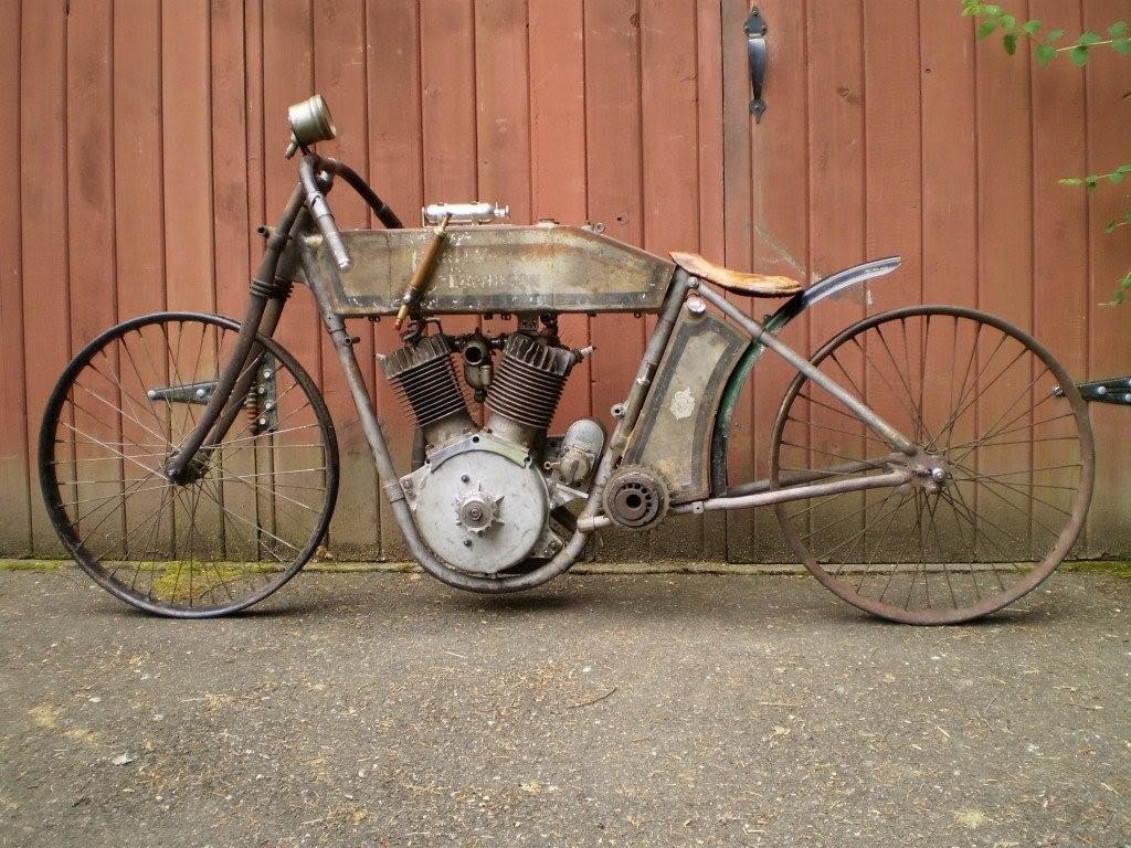 Belinfante-Indian-motorcycles: Genuine as-is 1913 Harley Davidson twin