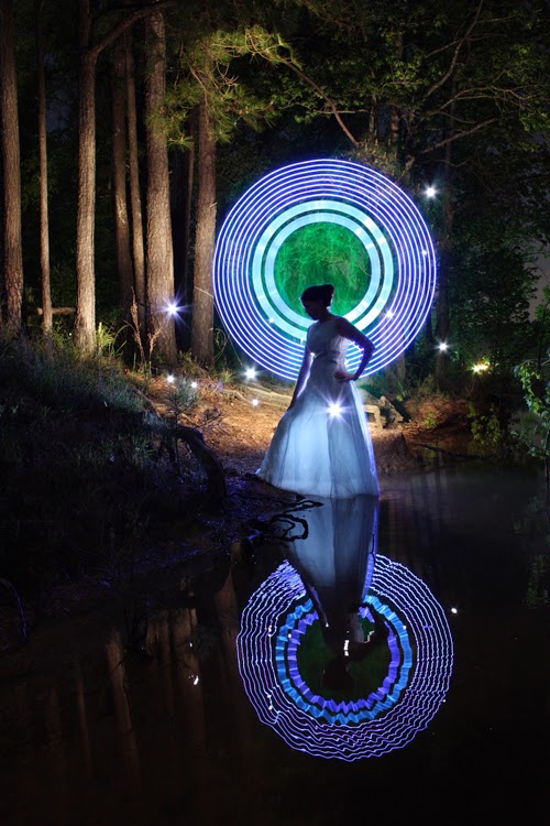 Florilège: DENNIS CALVERT - LIGHT PAINTING - USA