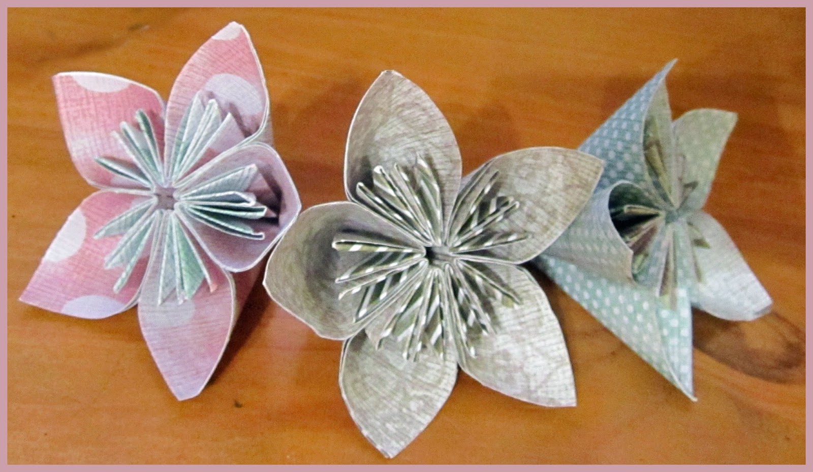 Paper Trek: FOLDED FLOWERS