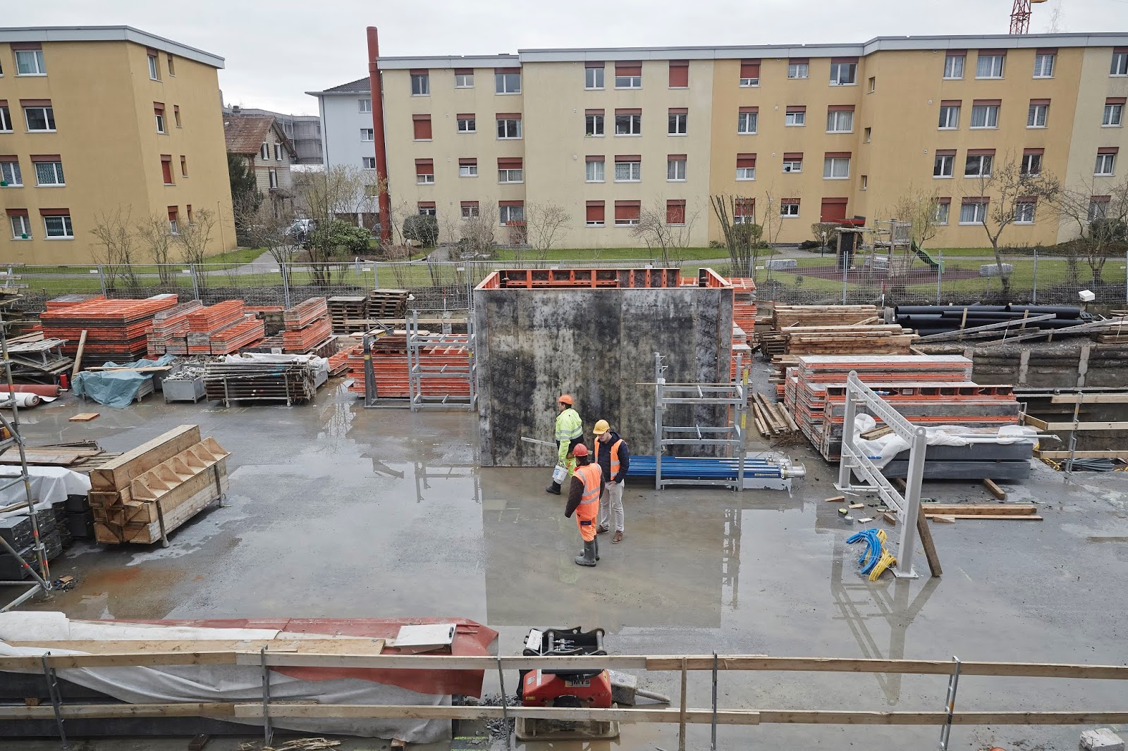 AREAL LAGERPLATZ: ARCHIV_2018_141