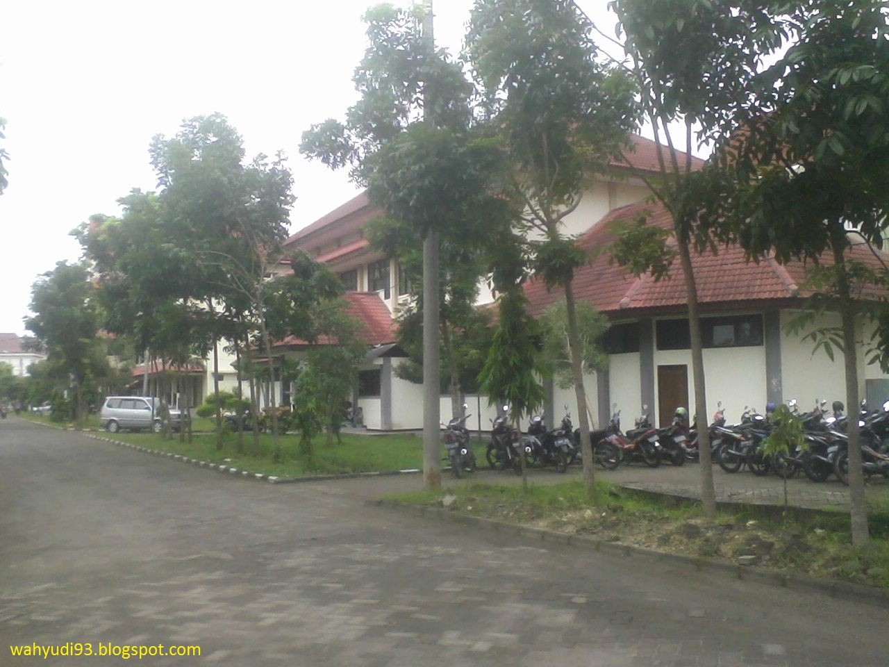 Kampus Universitas Trunojoyo Madura (UTM)