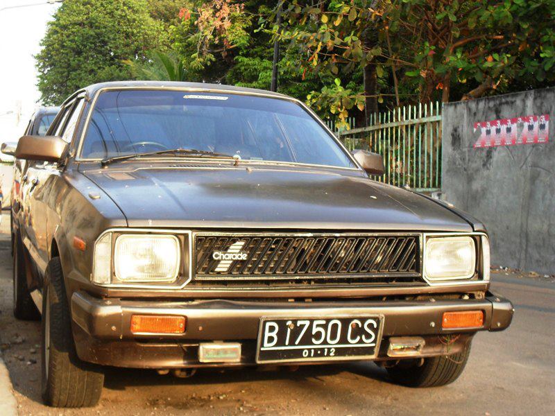 Daihatsu Charade G10 Indonesia: Erik Noegroho Daihatsu Charade G10