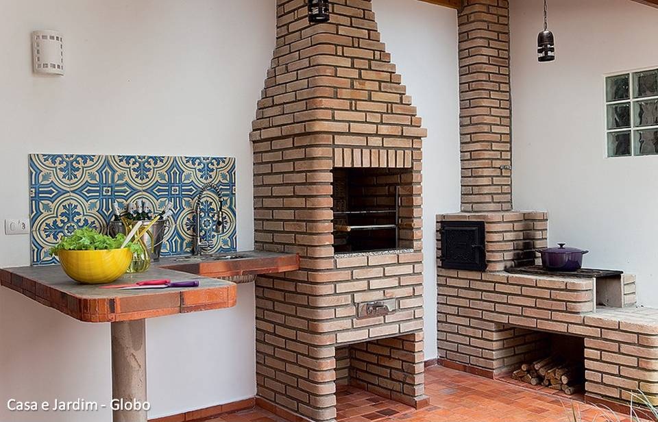 ÁREA COM CHURRASQUEIRA RÚSTICA: 33 IDEIAS PARA TE INSPIRAR