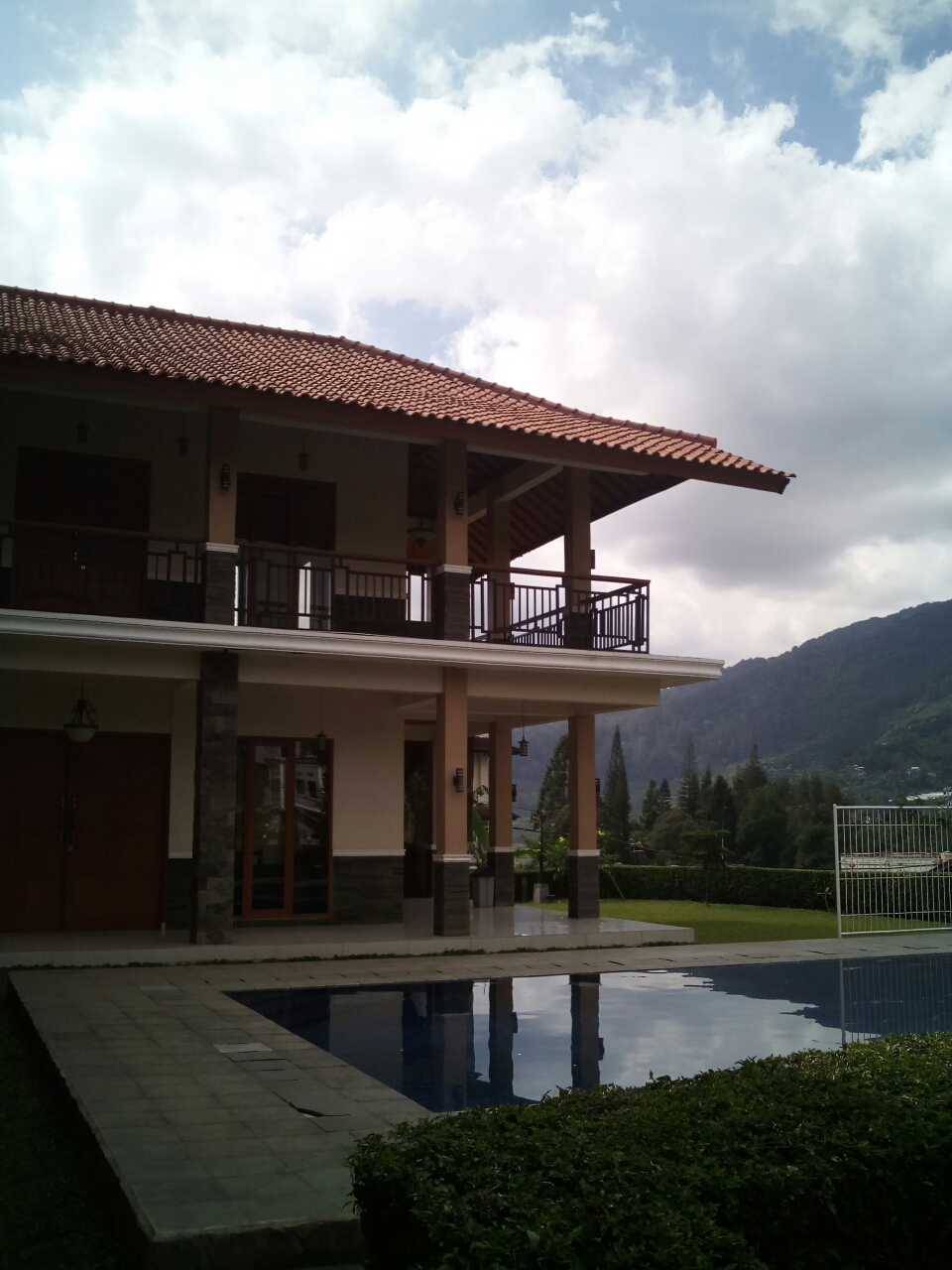 Rekomendasi Villa Disewakan Di Puncak Cisarua Terlengkap Dan ...