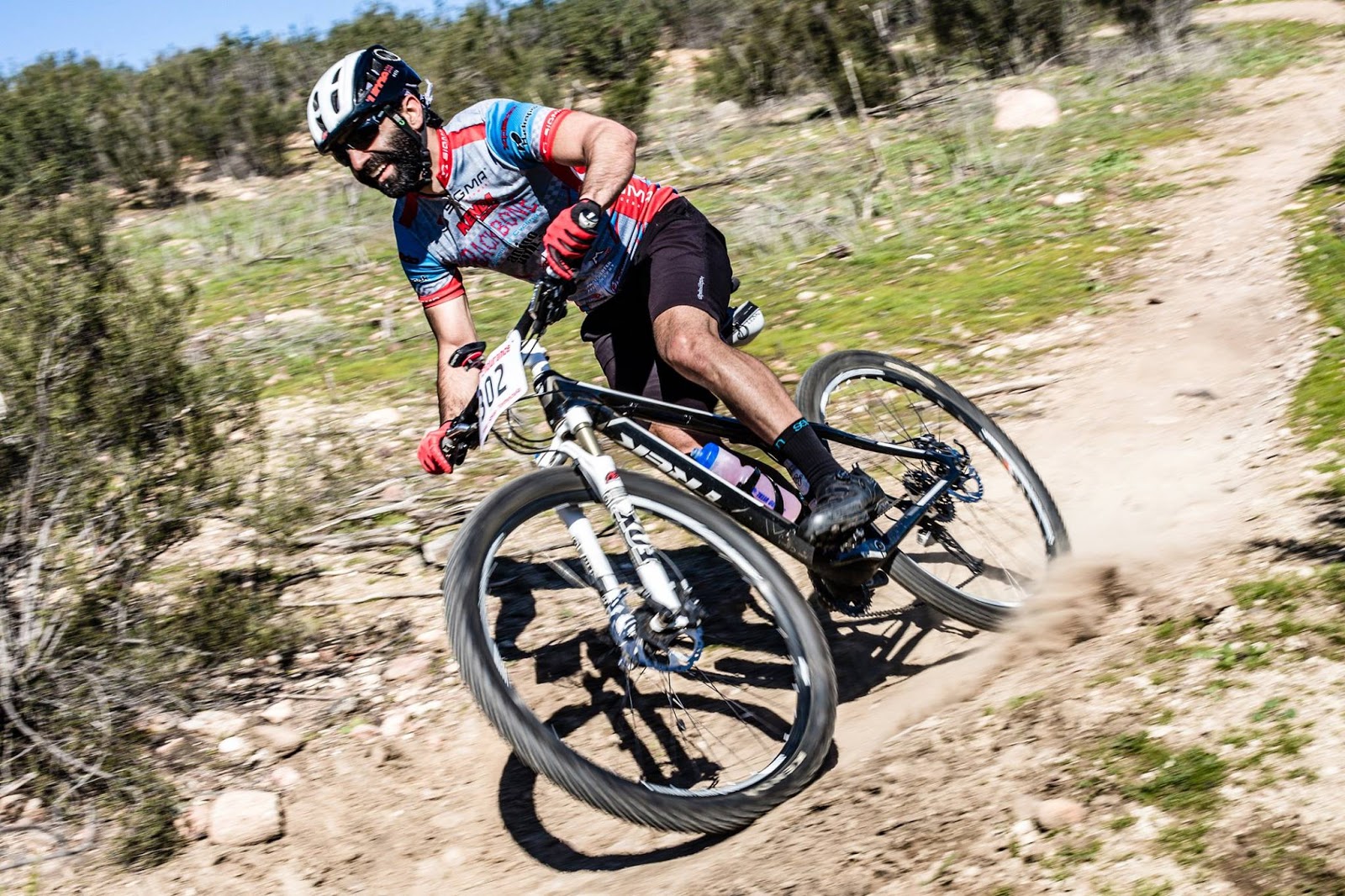 Backbone Race Report: FUZZY AND TEAM MUDBUTT KENDA LITE AT 8 HOURS OF ...