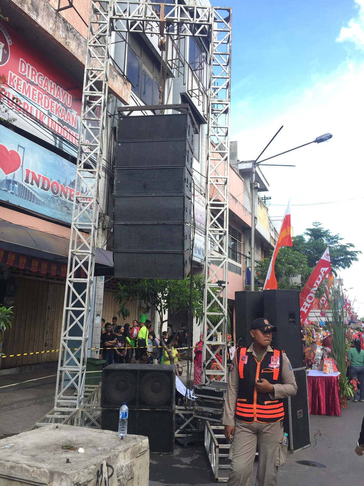 SEWA SOUND SYSTEM PROFESIONAL MALANG | RENTAL SOUND SYSTEM MALANG