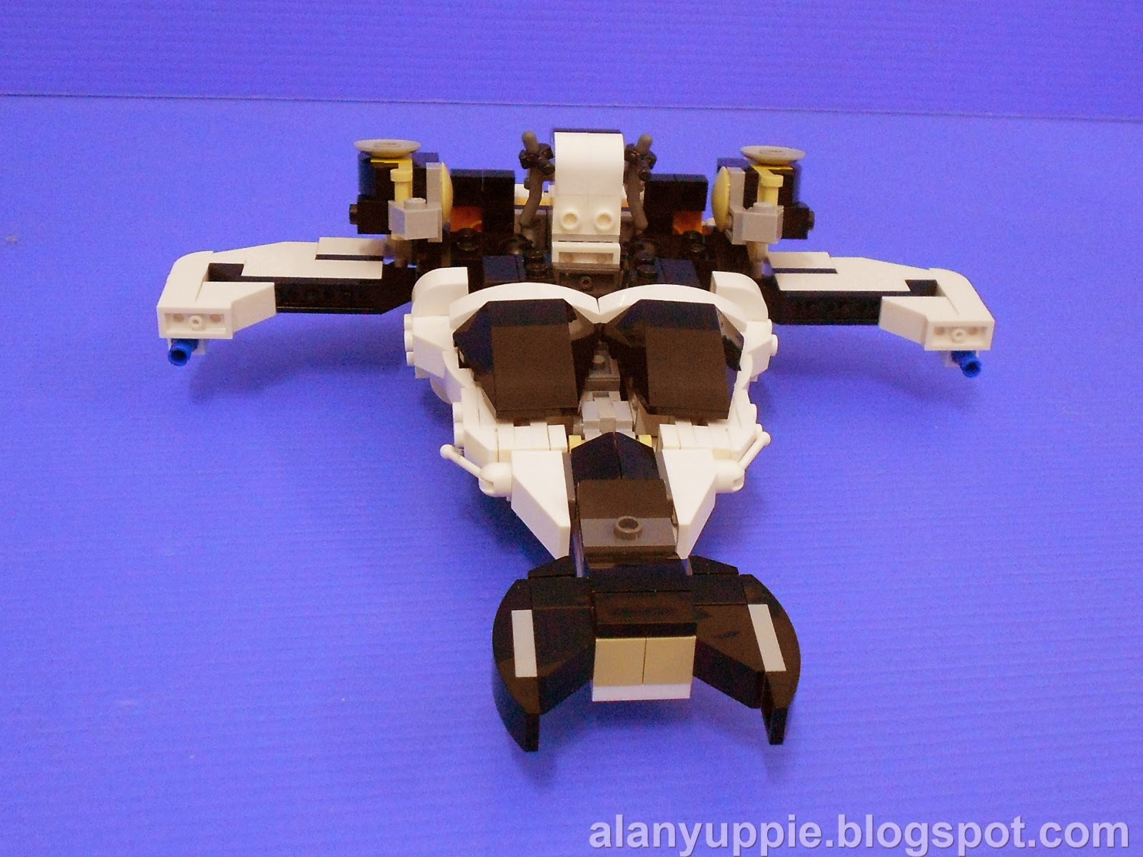 Alanyuppie's LEGO Transformers: Shadow Wing: LEGO 31021 Furry Creatures ...