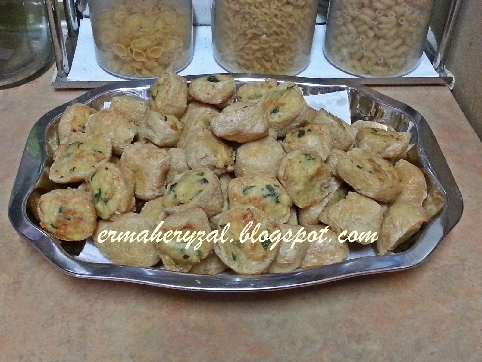 HALAMANKU: TAUHU POKET - MENU PILIHAN POTLUCK HARI RAYA