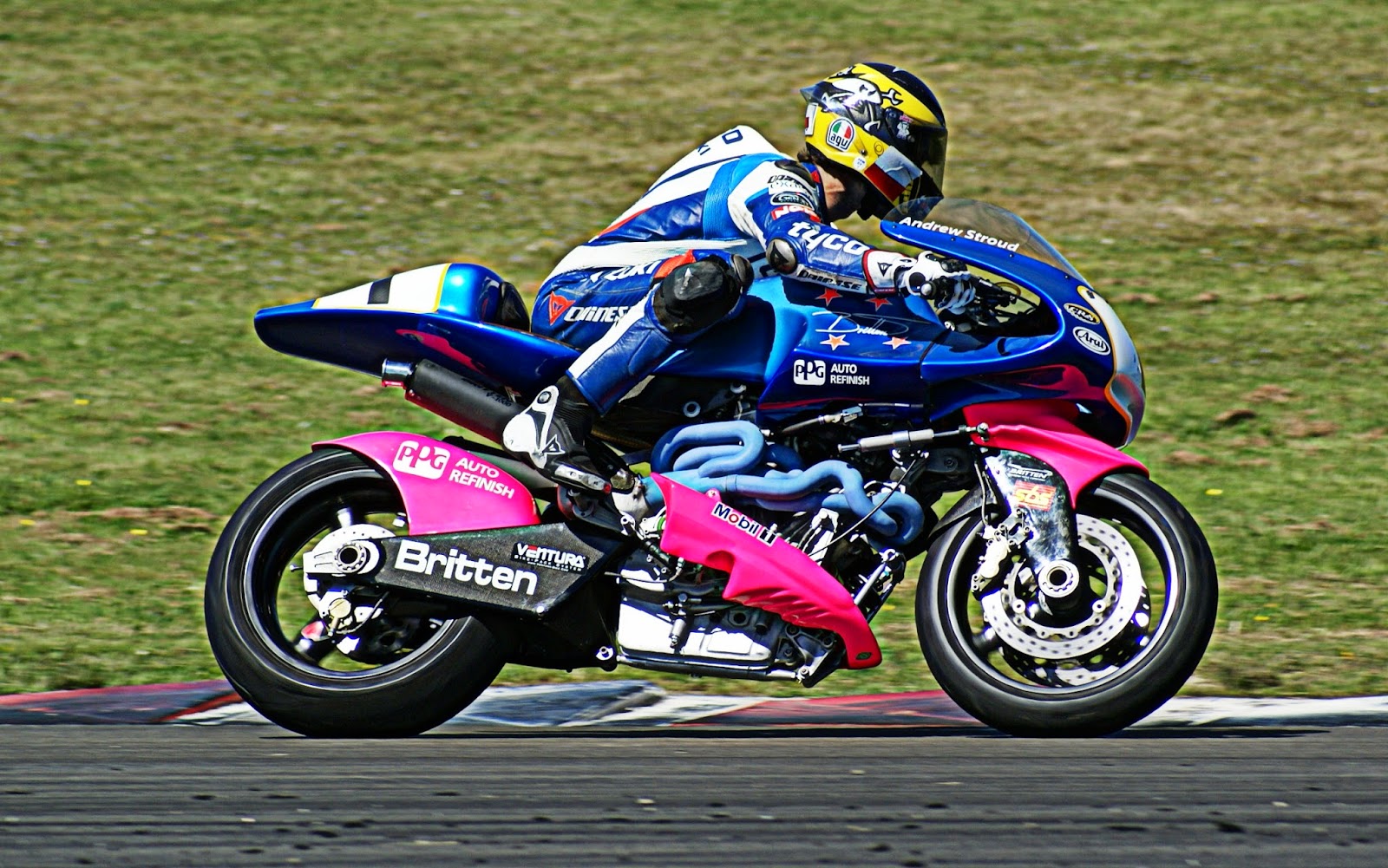 Guy Martin on the Britten - RocketGarage - Cafe Racer Magazine