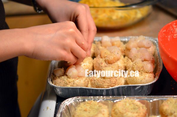 Eat Your City: Scallop stuffed mushrooms recipe - easy, cheese-y ...