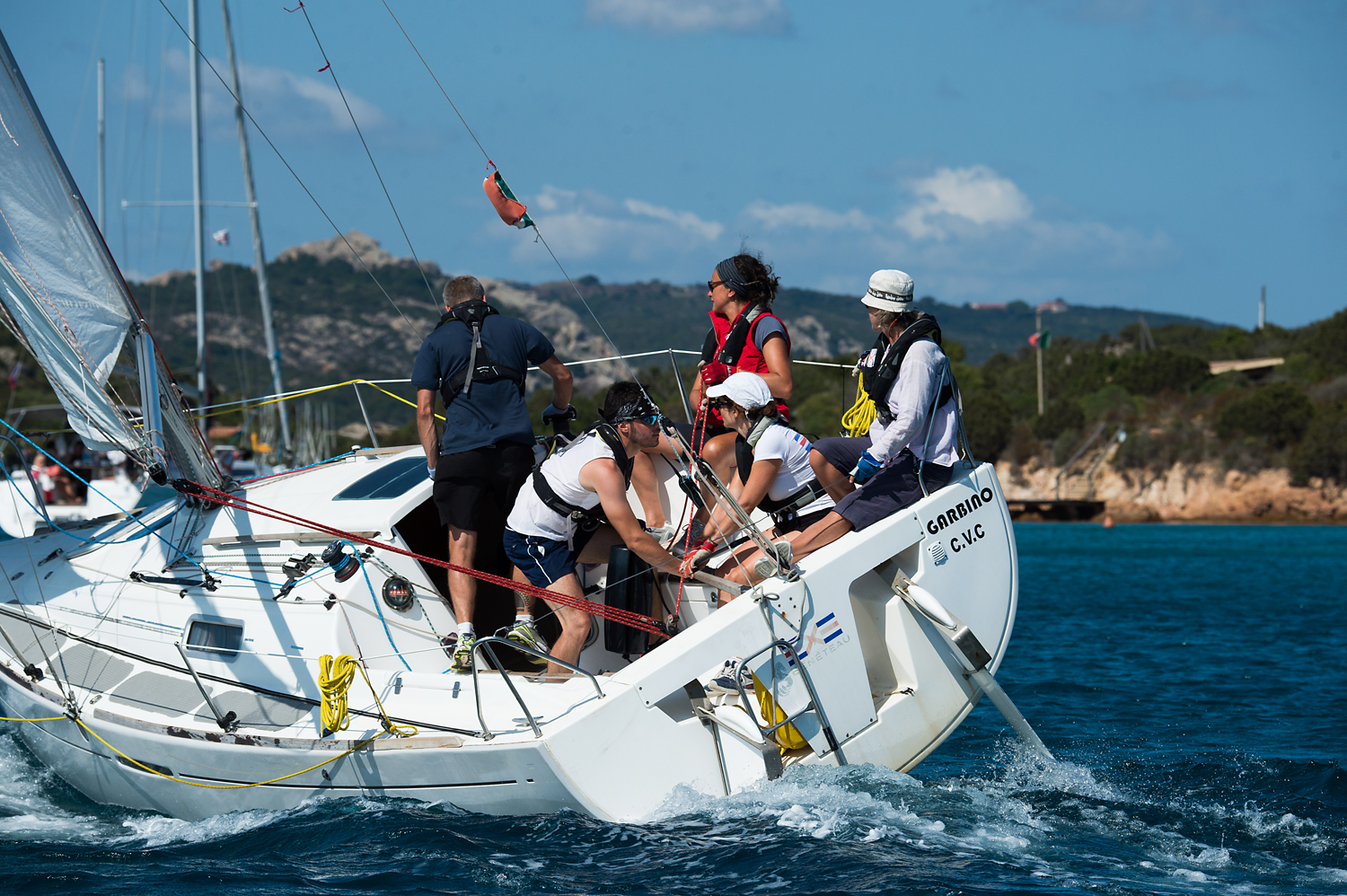 © Moda Glamour Italia: CVC Centro Velico Caprera: Festeggia i suoi ...