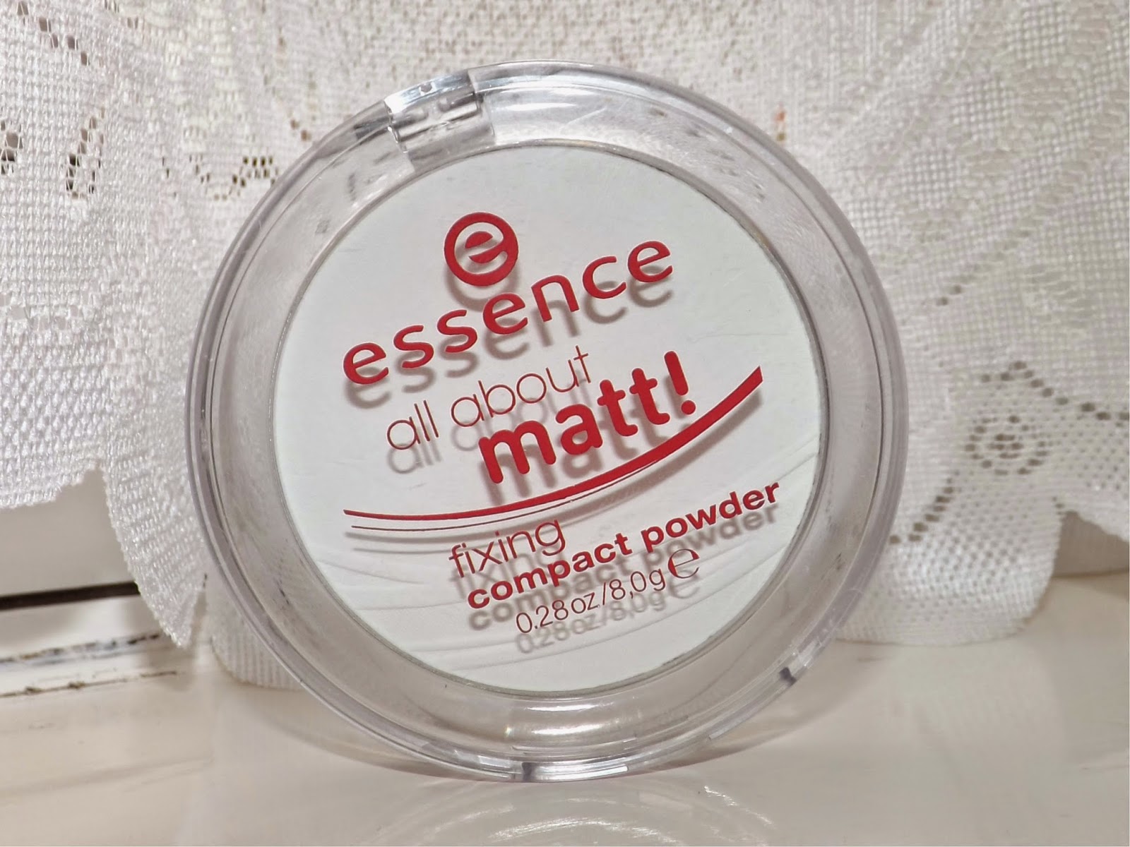 Essence All About Matte Fixing Compact Powder