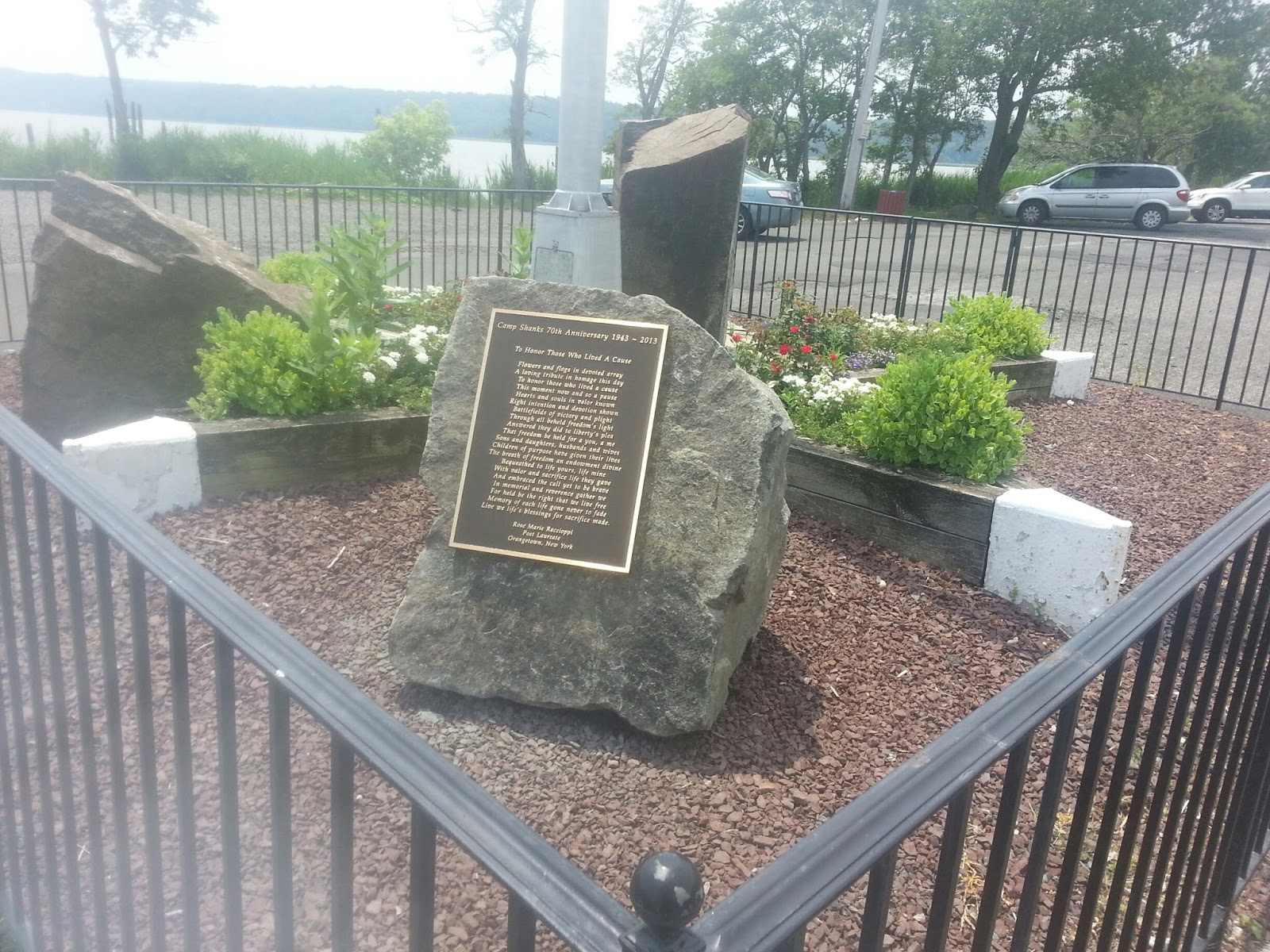 APOGEE Poet: NEW MONUMENT MARKS 70TH ANNIVERSARY OF CAMP SHANKS, WW II ...