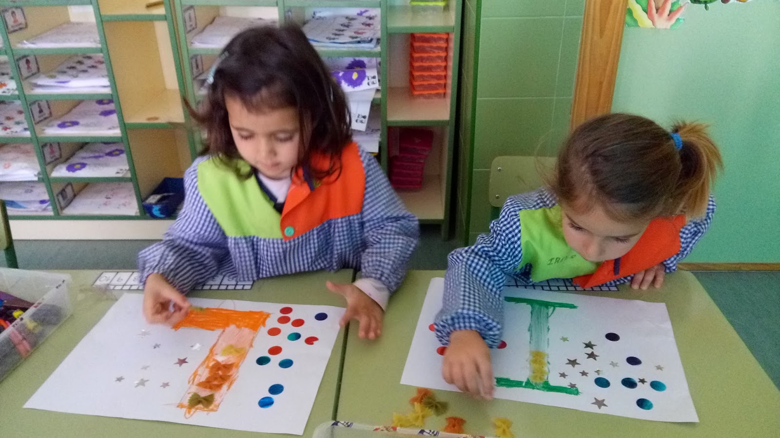 Aprendiendo con Mae: DECORAMOS LA INICIAL DE NUESTRO NOMBRE