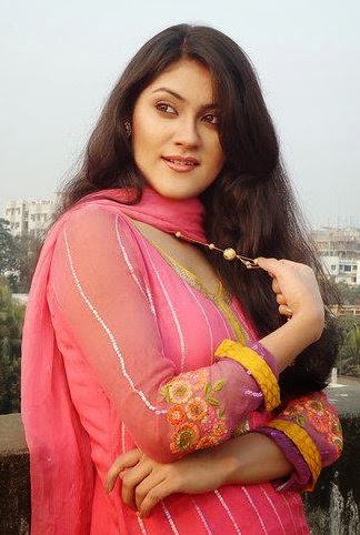 Shaina Amin Hot Sexy Model of Bangladesh ~ Top Model Picture