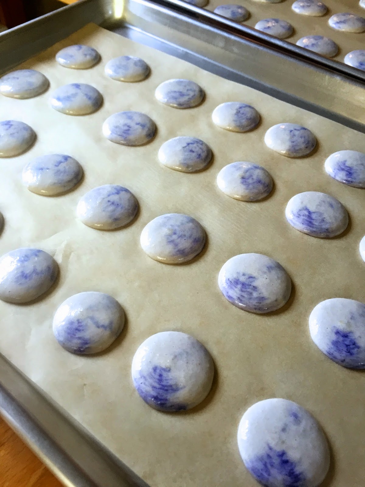 Heidi's Mix: Black Currant Macarons