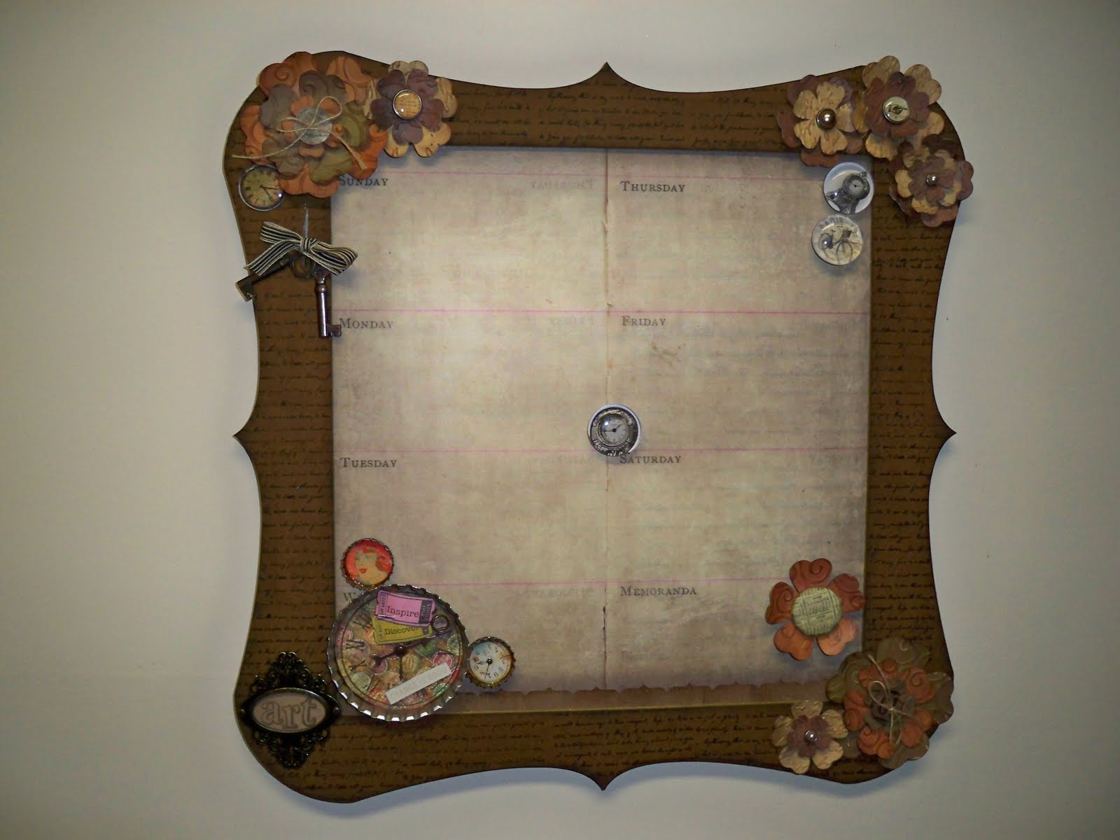 Mini-book Mama: Magnetic Memo Board