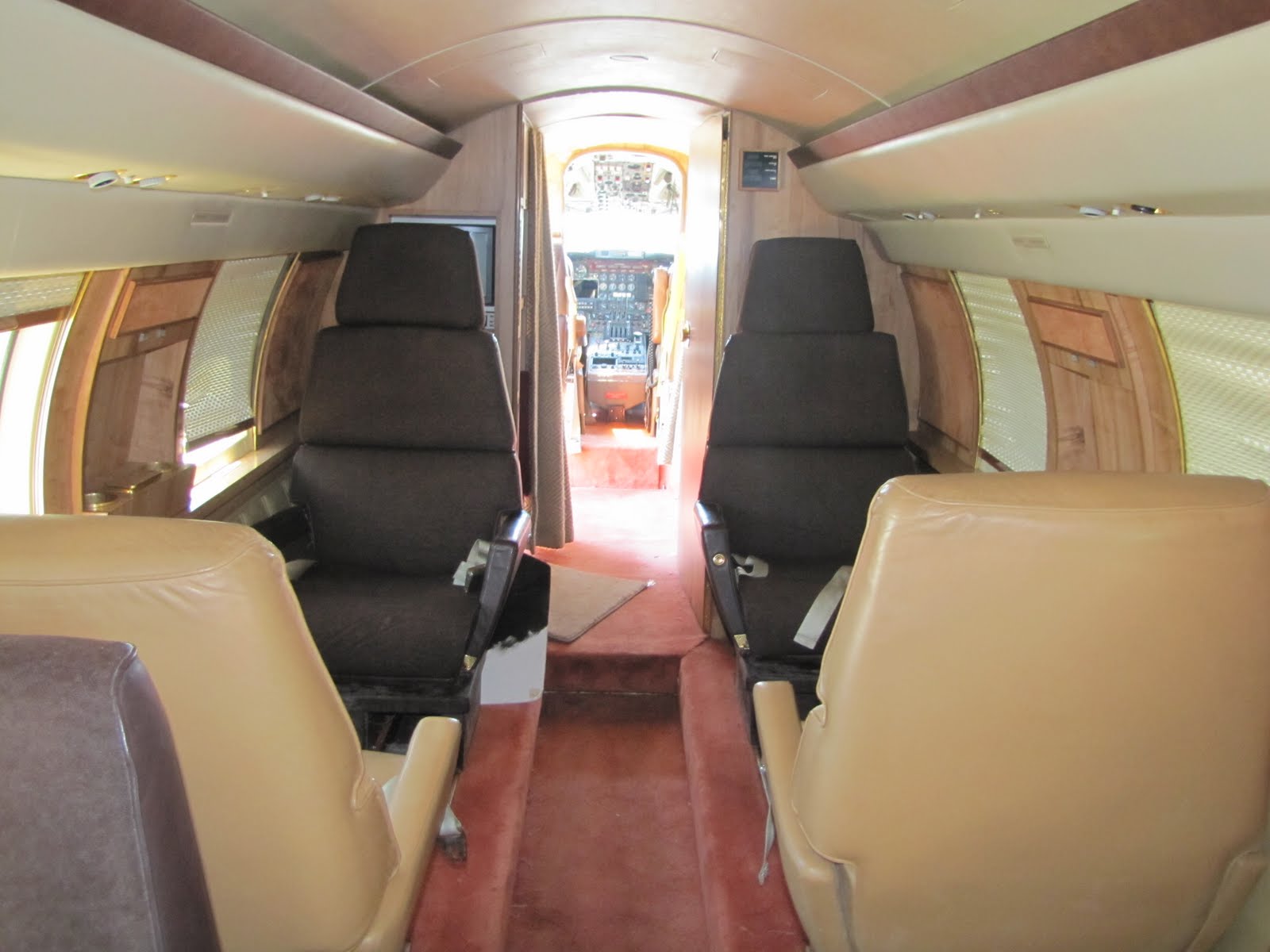 The Aero Experience: Greater St. Louis Air & Space Museum Displays ...