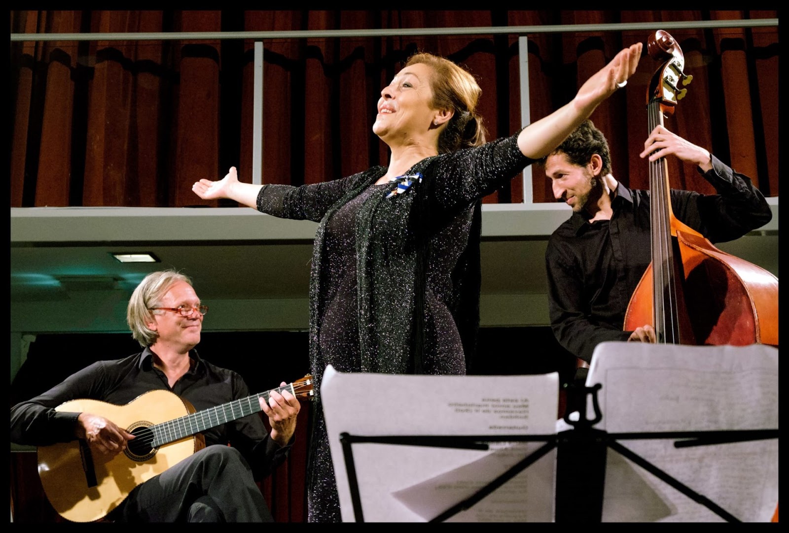 Maria de Fátima fadista portuguesa radicada na Holanda