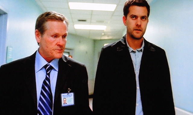 MUSINGS OF A SCI-FI FANATIC: Fringe S1 Ep8: The Equation