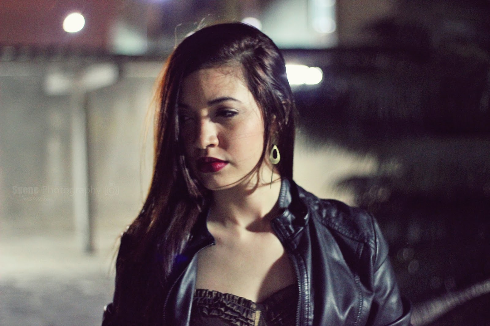 Suene Fernandes: Looks de Suene: Dark. Couro + Cetim