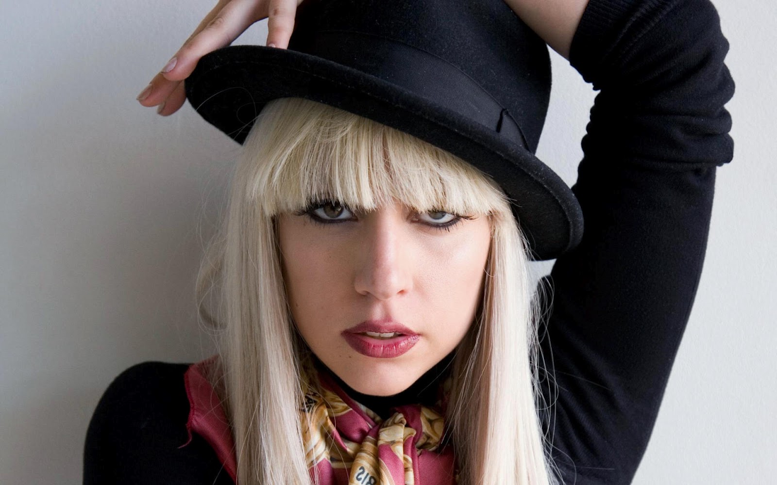 Lady Gaga Profile and Latest Photos-Images 2012 | Hollywood