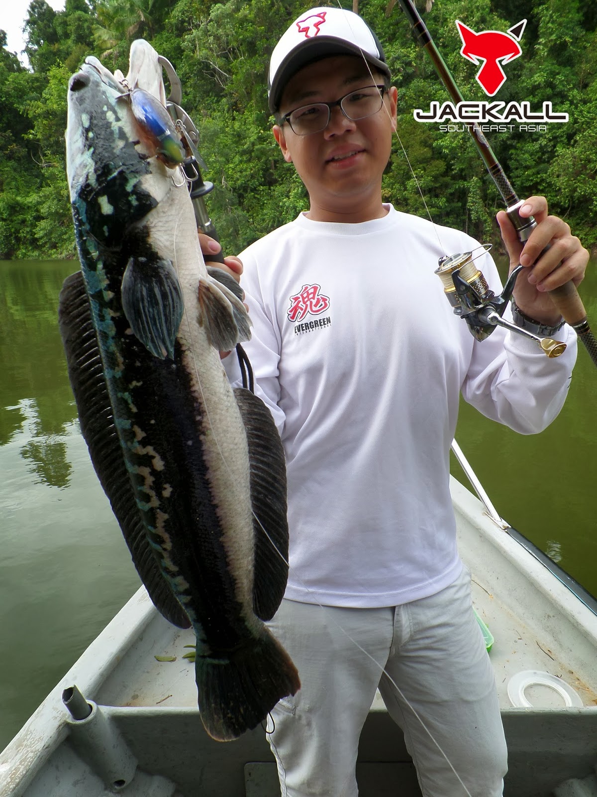 Jackall SouthEast Asia: Our catches on Jackall Pompadour!