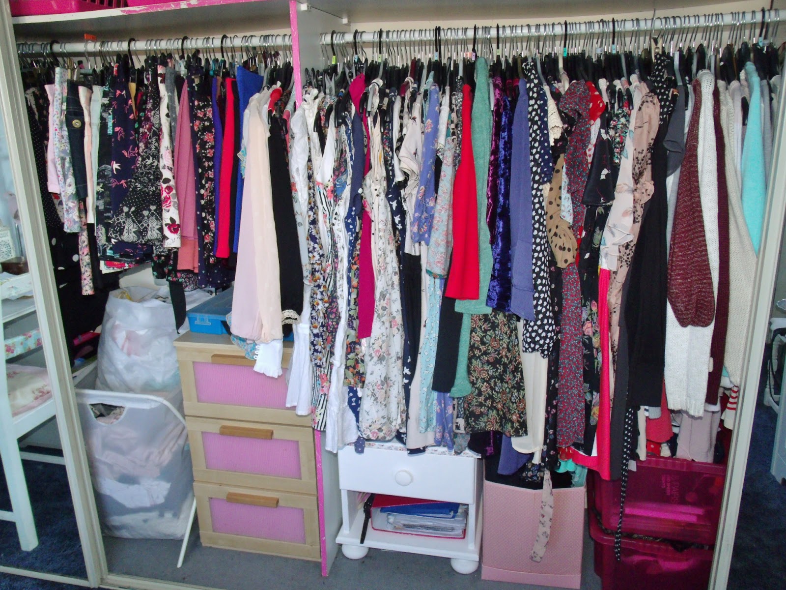 My Bedroom Storage ♥ - Victoria's Vintage Blog