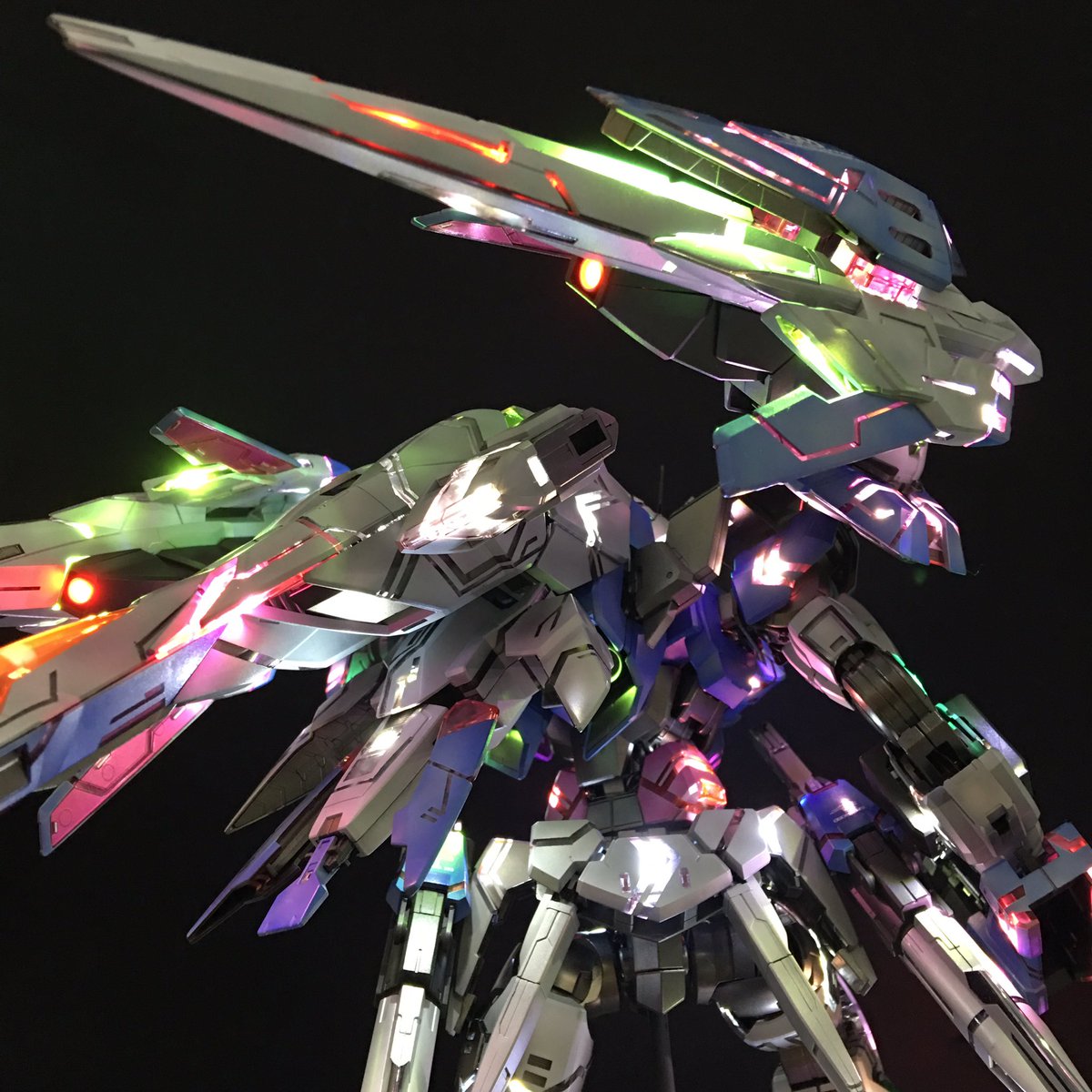 Custom Build: PG 1/60 00 Raiser + LED [GBWC 2017 Entry]