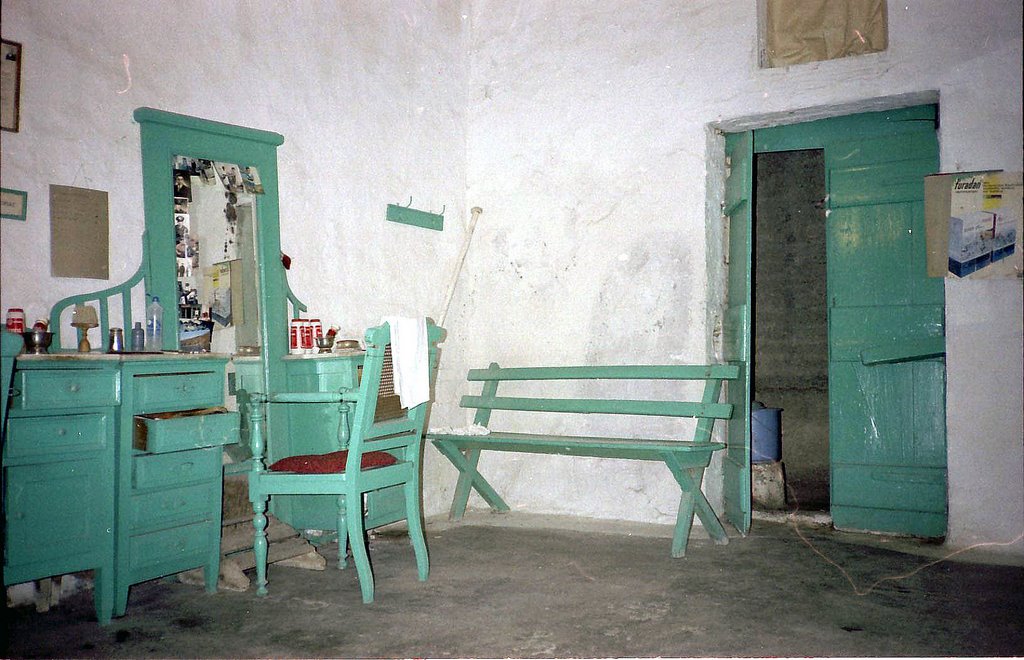 SADENTREPESE-ΣΑΔΕΝΤΡΕΠΕΣΑΙ !!!: 1987 ΣΕ ΤΡΕΙΣ ΦΩΤΟ