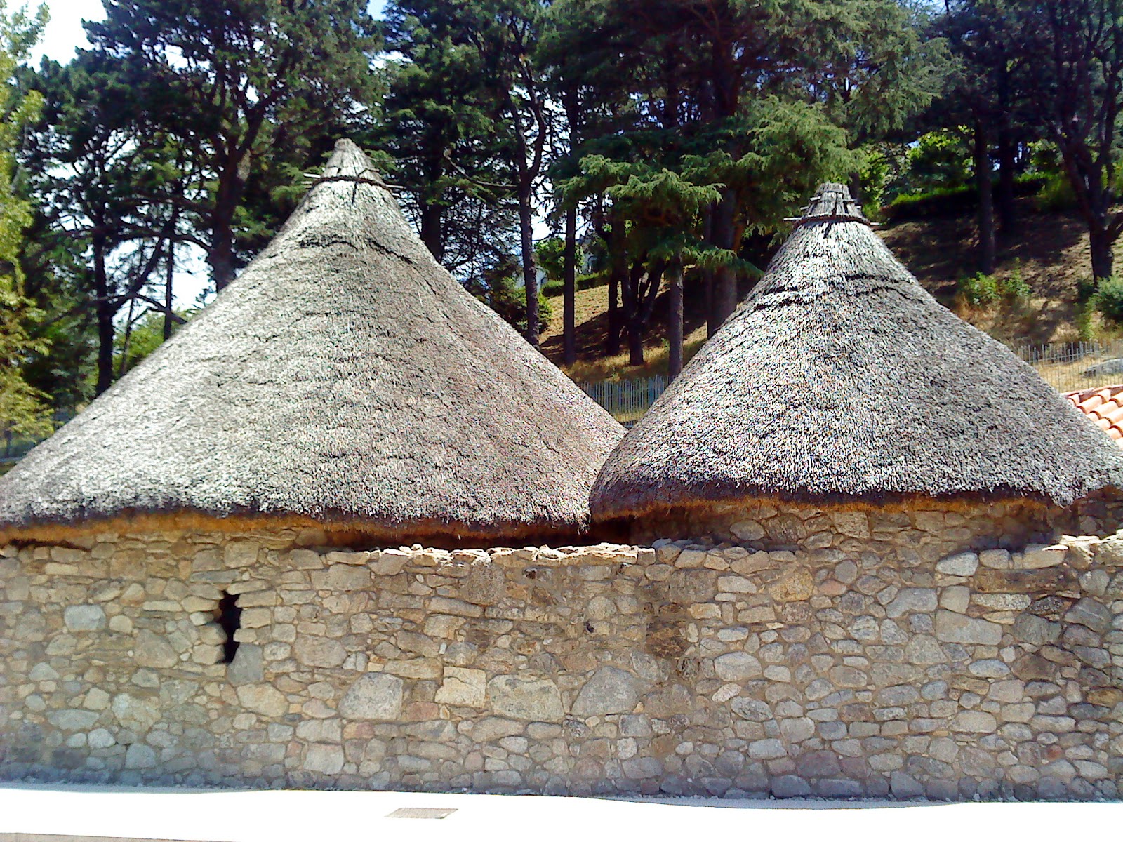 Archaeopolis / Pictures of archaeological sites / Fotos de sitios ...