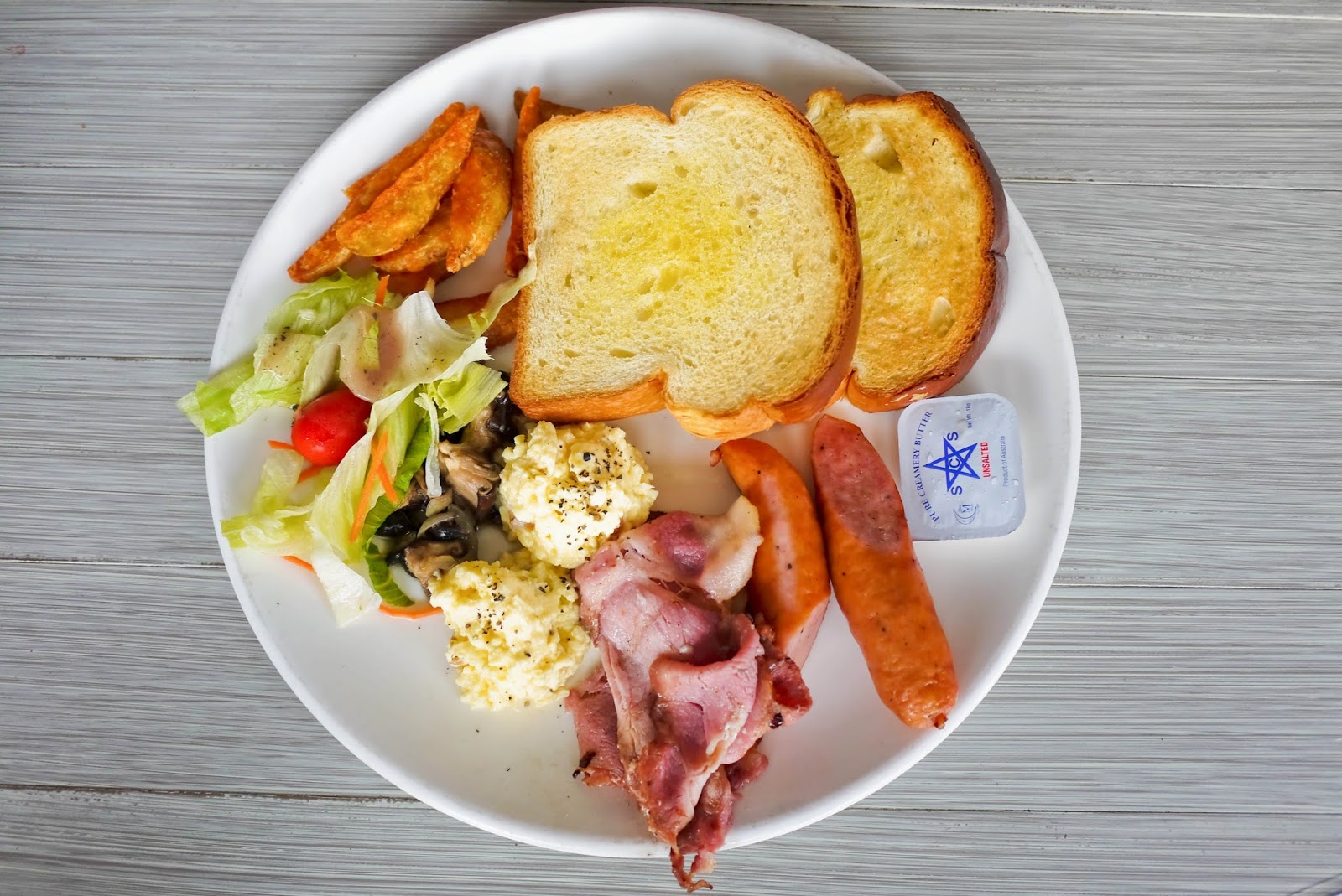 Wawawa @ Bedok Reservoir Park | Javin Tham