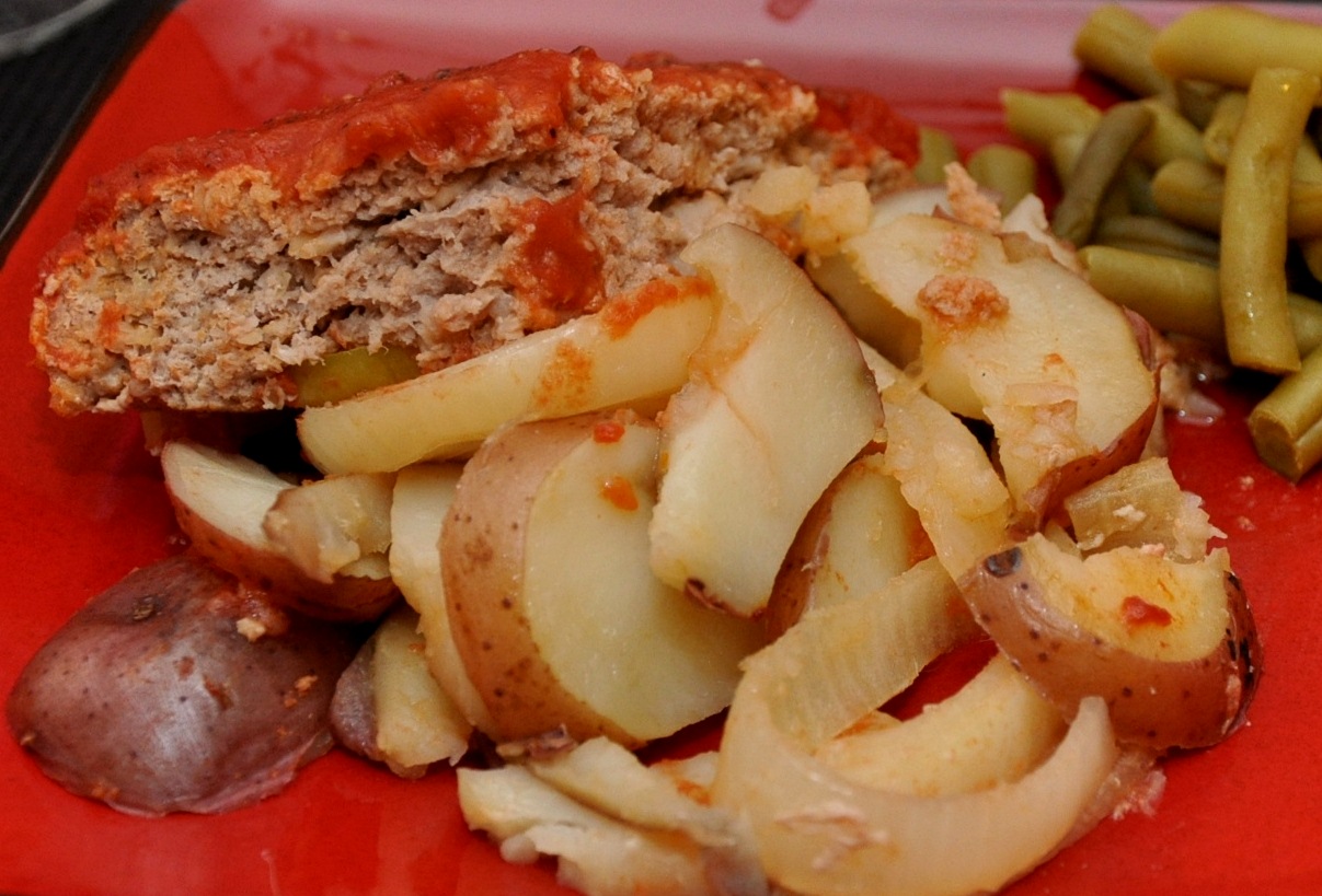 What's Cooking at Richard's ??: Missouri Dish from Mom's kitchen