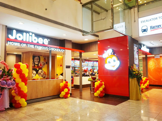 PinkyPiggu: Jollibee Singapore ~ Popular Fried Chicken Place At Lucky ...