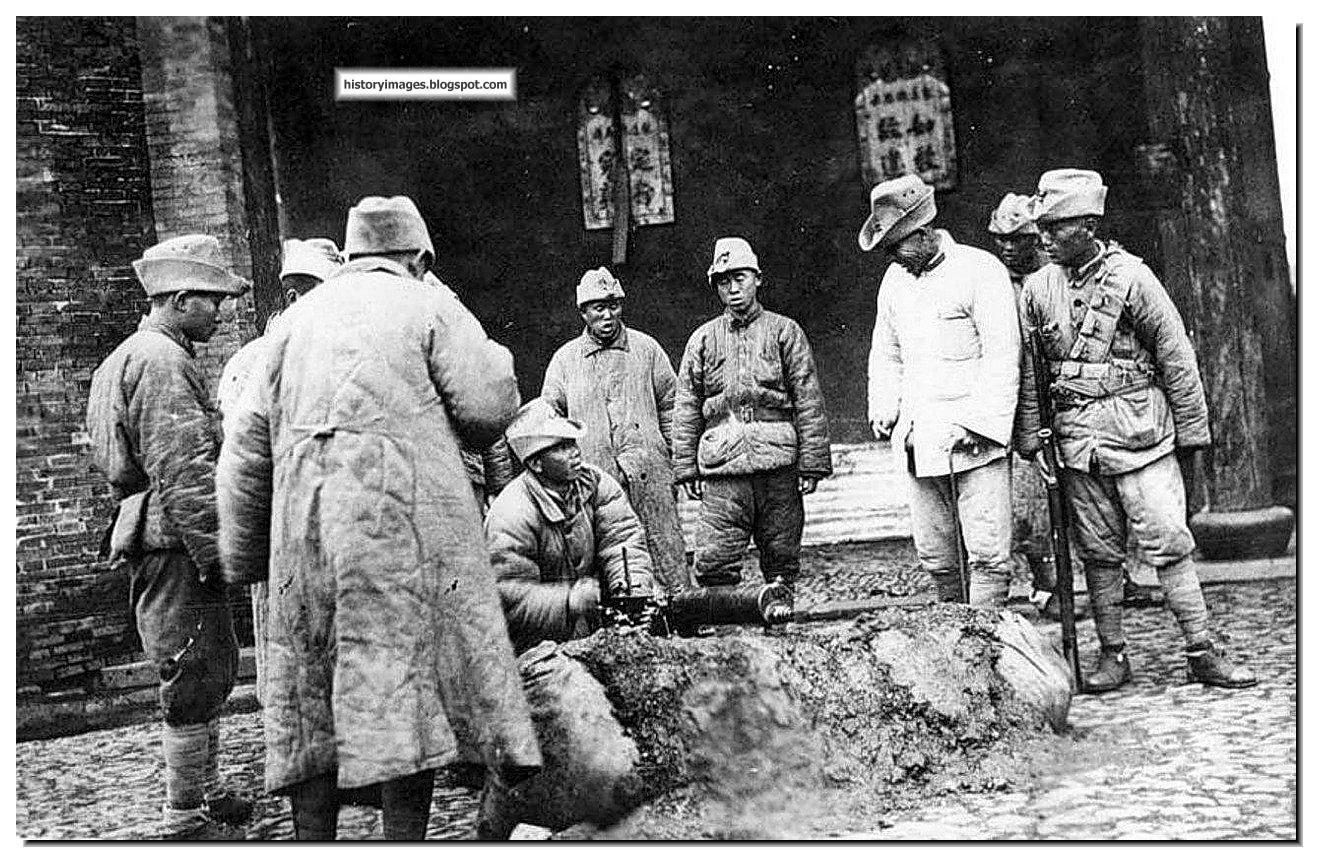 HISTORY IN IMAGES: Pictures Of War, History , WW2: Japanese Invasion Of ...