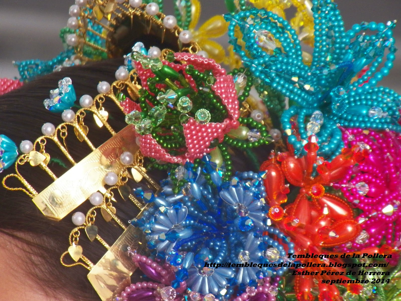 Tembleques de la Pollera Panameña: TEMBLEQUES DE COLORES