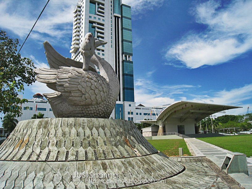Just Sharing 文の分享站: The New Permanent Stage @ Sibu Town Square