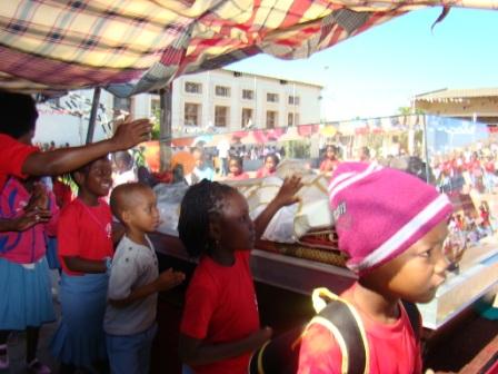Dom Bosco, Moçambique te acolhe: Dom Bosco nas FMA de Infulene - 17 de ...