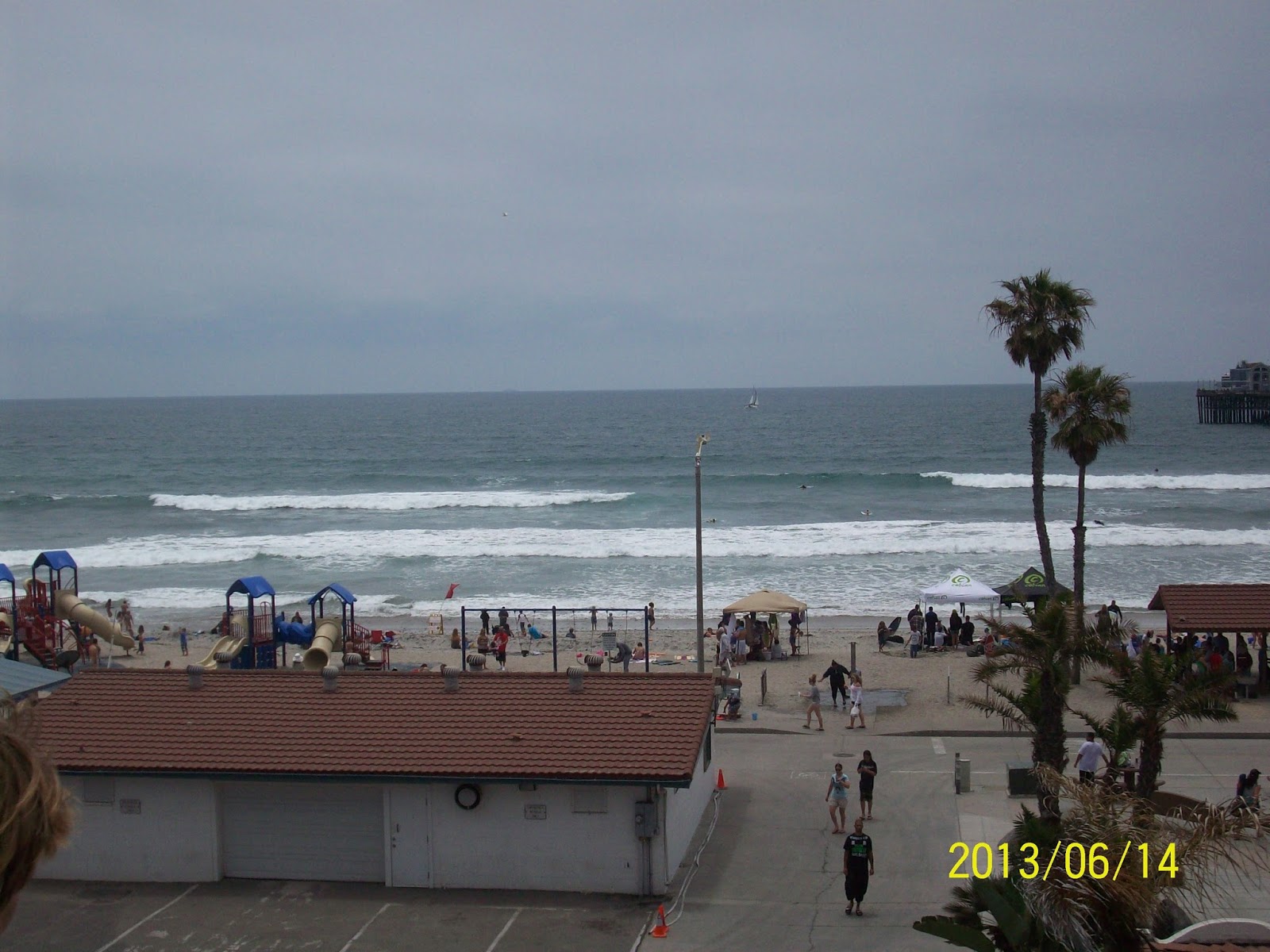 Lone Ocean Swimmer, Oceanside, CA: Friday Afternoon Oceanside Pier ...