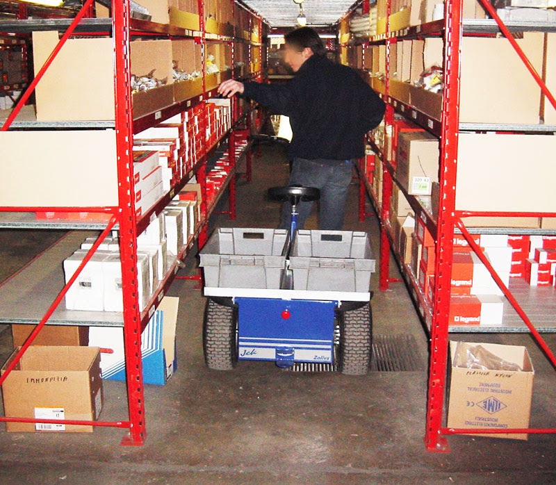 Warehouse electric vehicles Zallys Made in Italy: 3 wheel man on board ...
