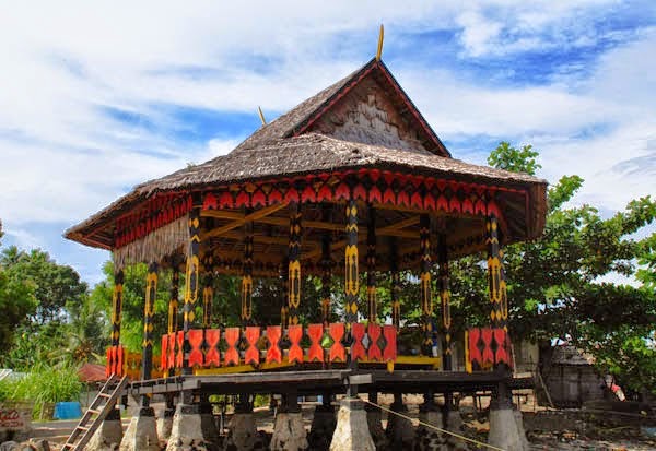 Majalah Il Viaggio: Rumah Adat Hibualamo