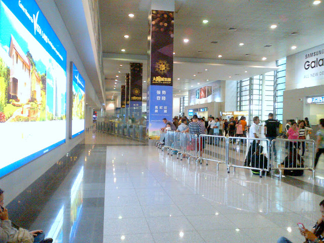 Eye in the Sky: NAIA Terminal 3 Arrival Hall (2011) - Part 2 of 5