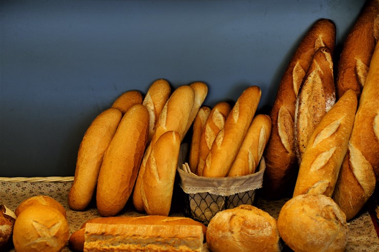 Coffee in solitude in the stunning town of Cardona