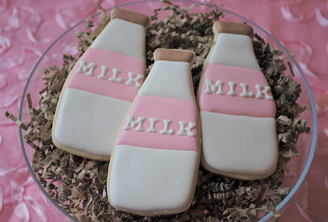 Sweet Goosie Girl: Pink Milk Bottle Cookies