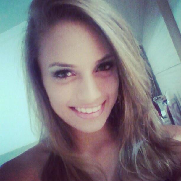 LOVE STAR: Entrevista com Daiane Gomes