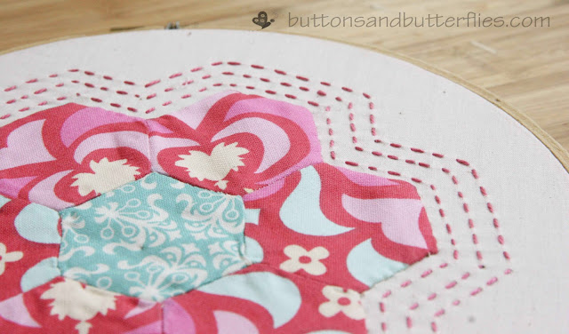 Buttons and Butterflies: English Paper Piecing {Tutorial}