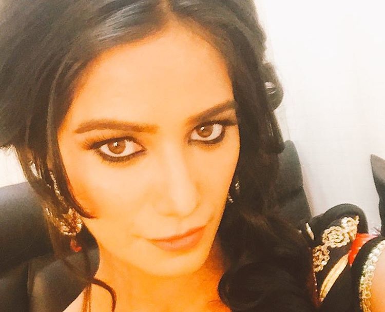 Poonam Pandey Indian Model Picutre And Instagram Photo Collection ...