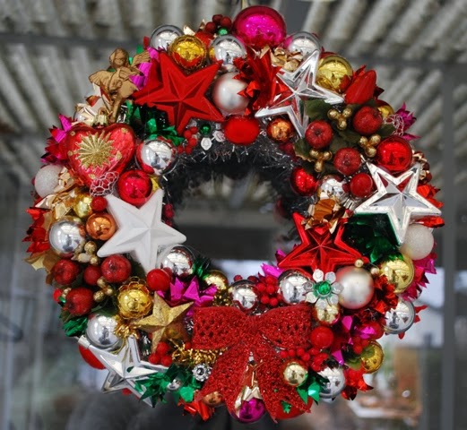 Fiffel och Tråd: Julkrans "extra allt"