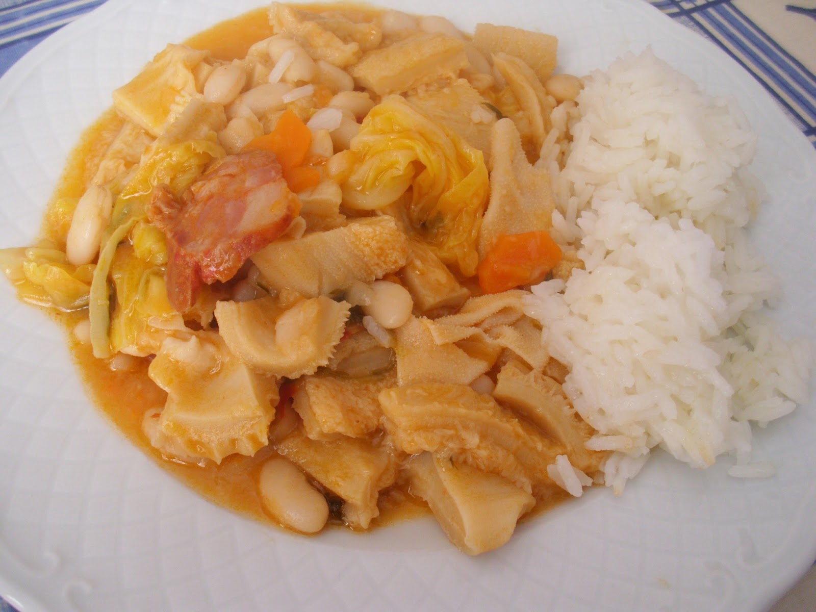 As Receitas da Tia Gui: DOBRADA COM FEIJÃO BRANCO